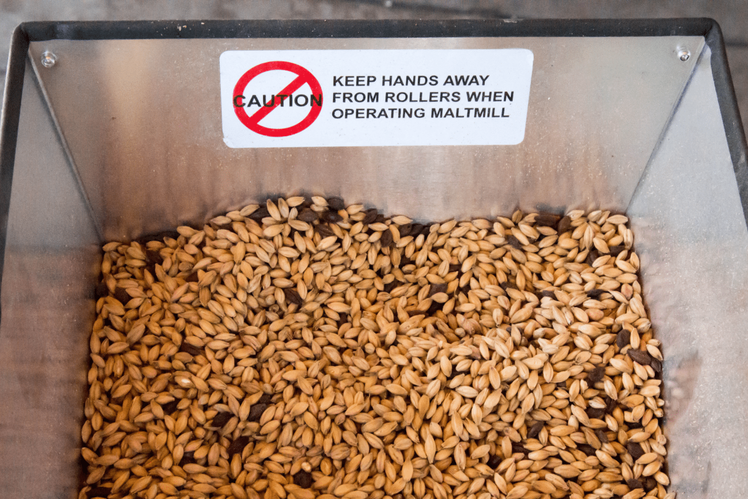 How To Brew a Brown Ale (3 Recipes & Complete Style Guide!)